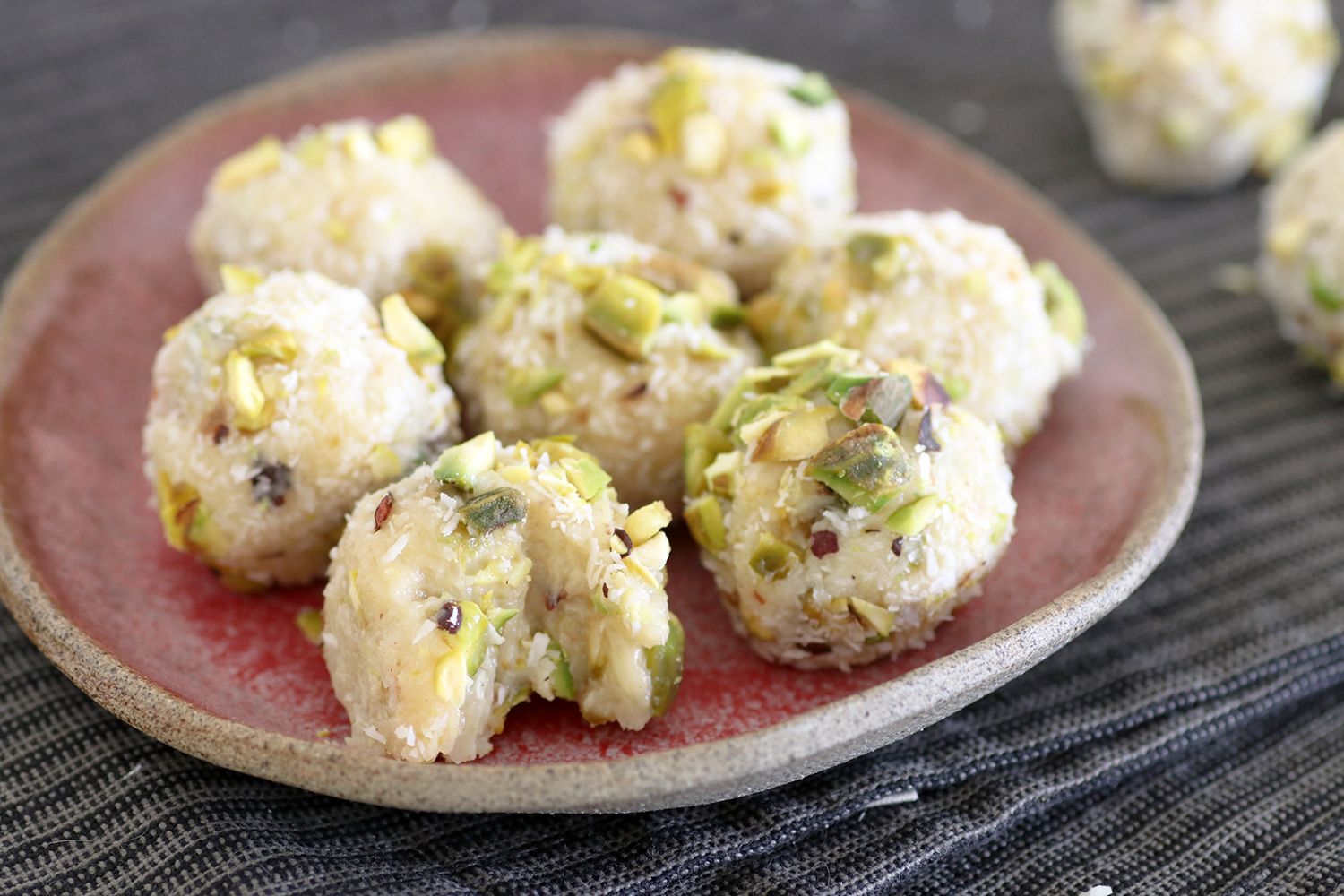 Laddu – Traditional Indian Candy | Lil' Cookie