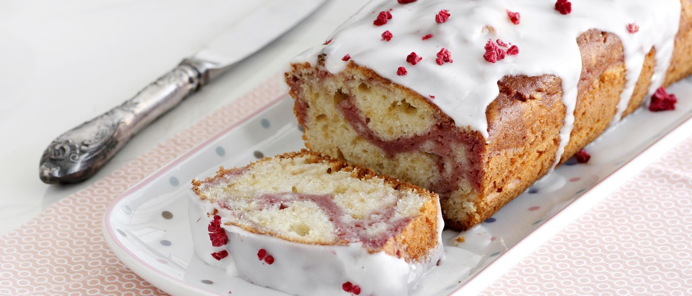 Raspberry Marble Cake | Lil' Cookie